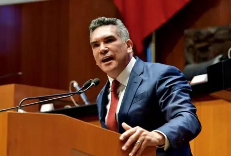 Alejandro Moreno anuncia denuncias contra hijos de AMLO y gobernadores ...